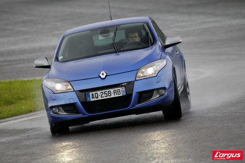 Essais RENAULT Megane N1 — Page 8 - L'argus