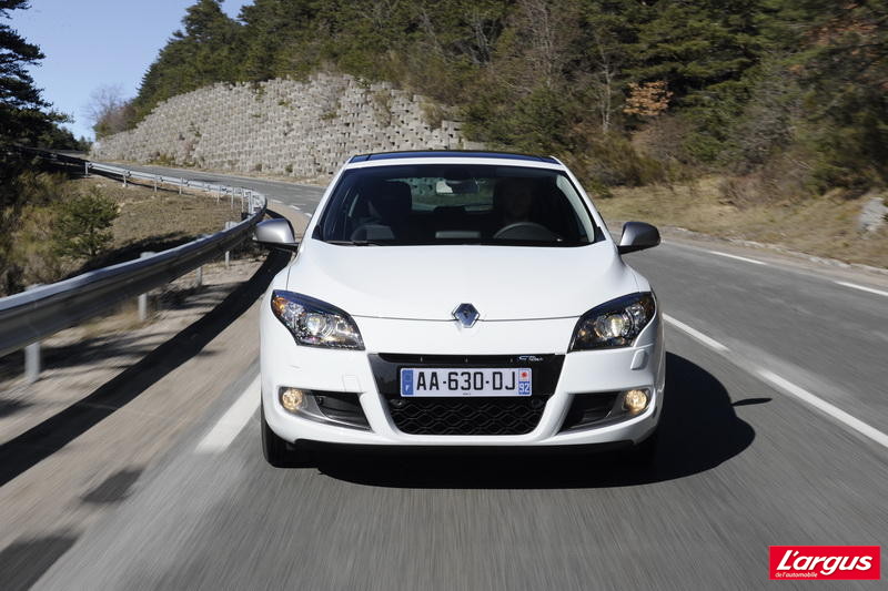 Essais RENAULT Megane N1 — Page 8 - L'argus