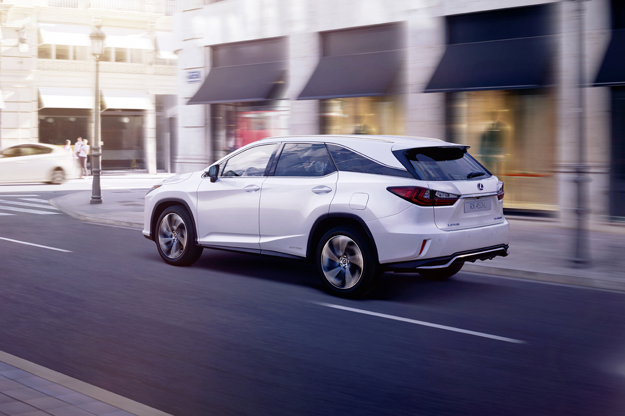 Photo 1 - Lexus RX L : une version à 7 places au salon de Los Angeles ...