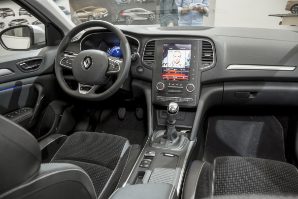 Essais RENAULT Megane N1 — Page 6 - L'argus