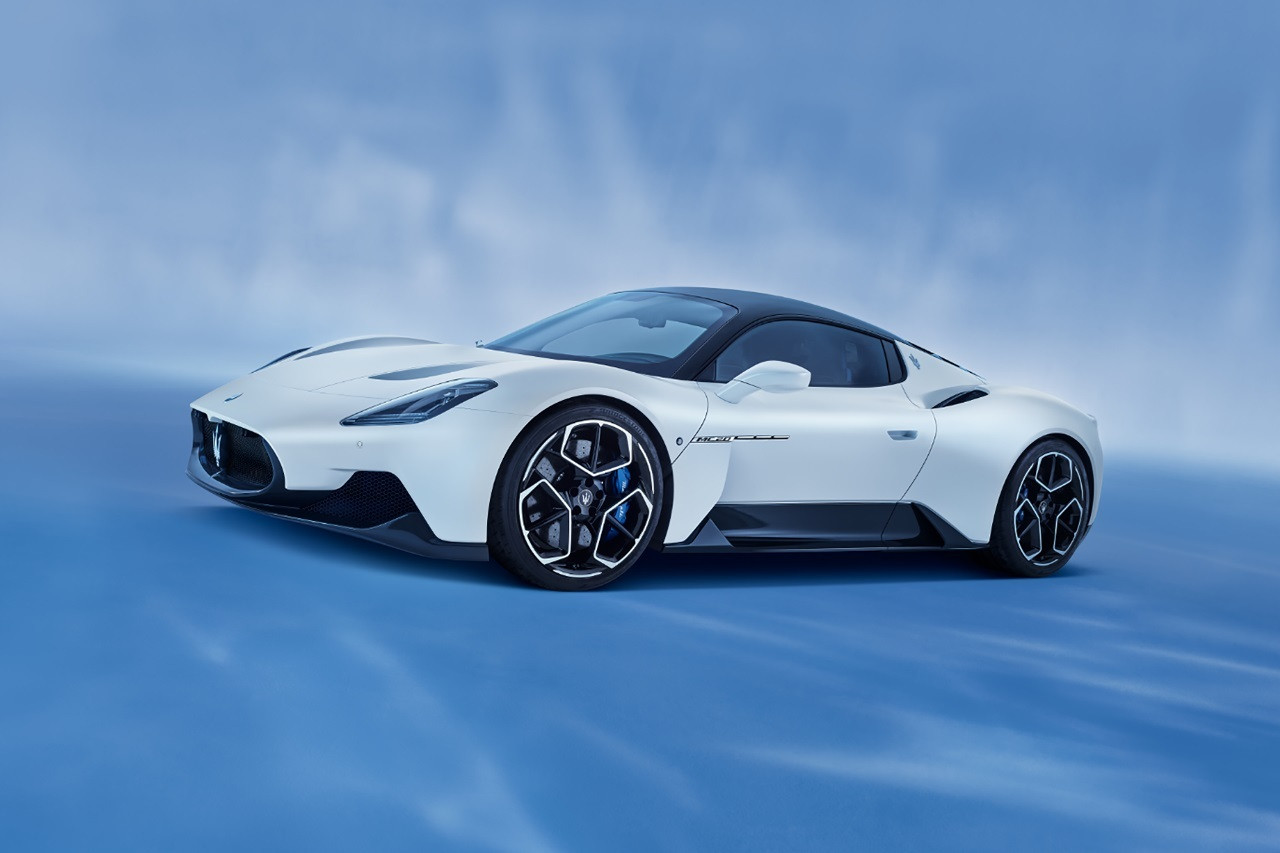 Maserati MCPura (2025). Nouveau nom et évolutions en douceur pour la ...