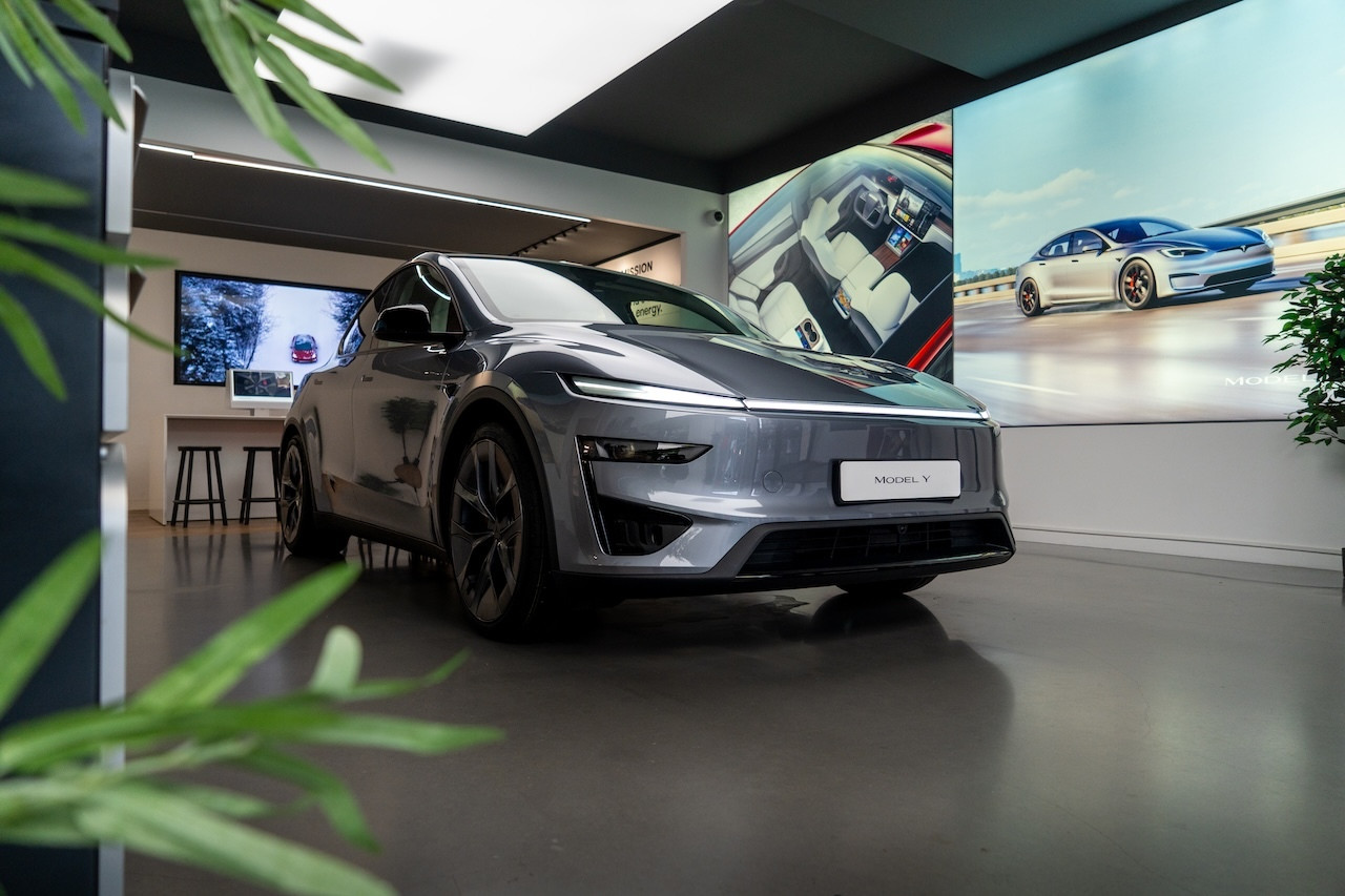 Nouveau Tesla Model Y Performance (2025). Encore plus de watts pour le ...