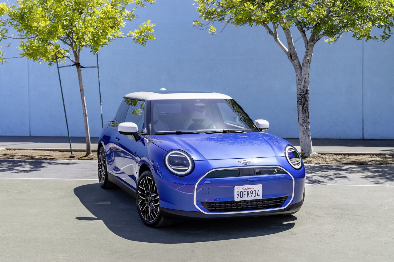 Mini électrique (2023). Les infos techniques des Cooper E et Cooper SE ...
