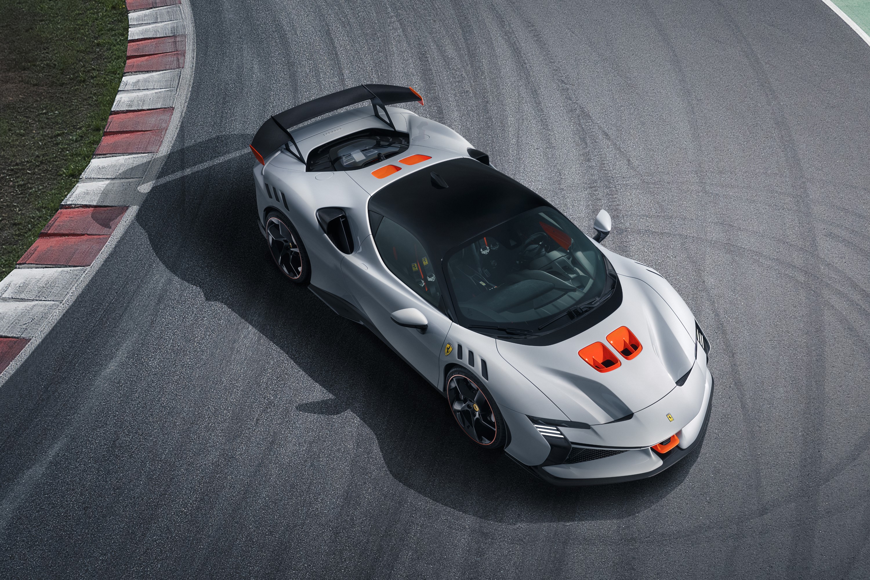 Ferrari SF90 XX Stradale (2023). La supercar hybride se radicalise avec ...