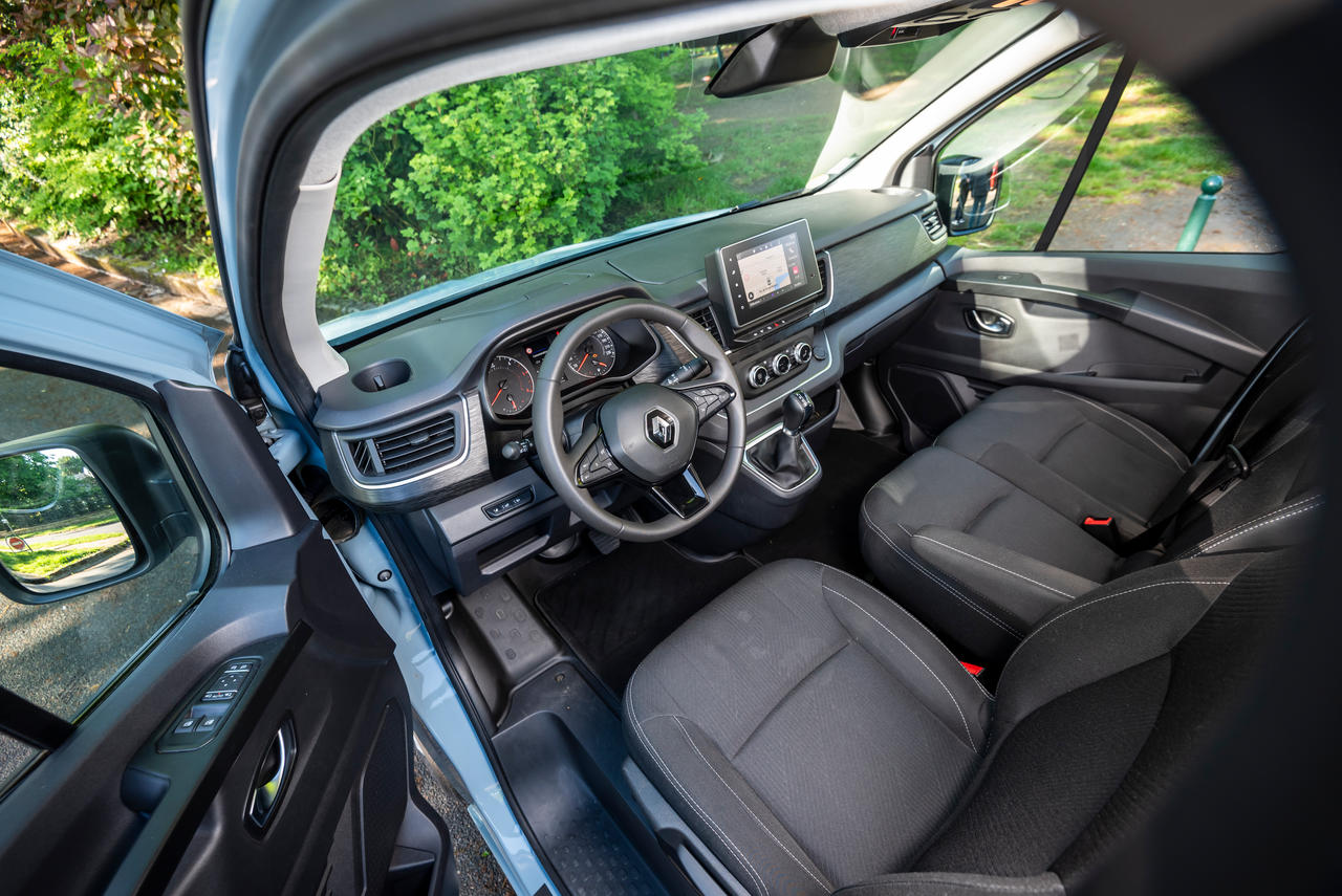 Renault Trafic Van (2024). Prix, gamme et équipements du fourgon au ...