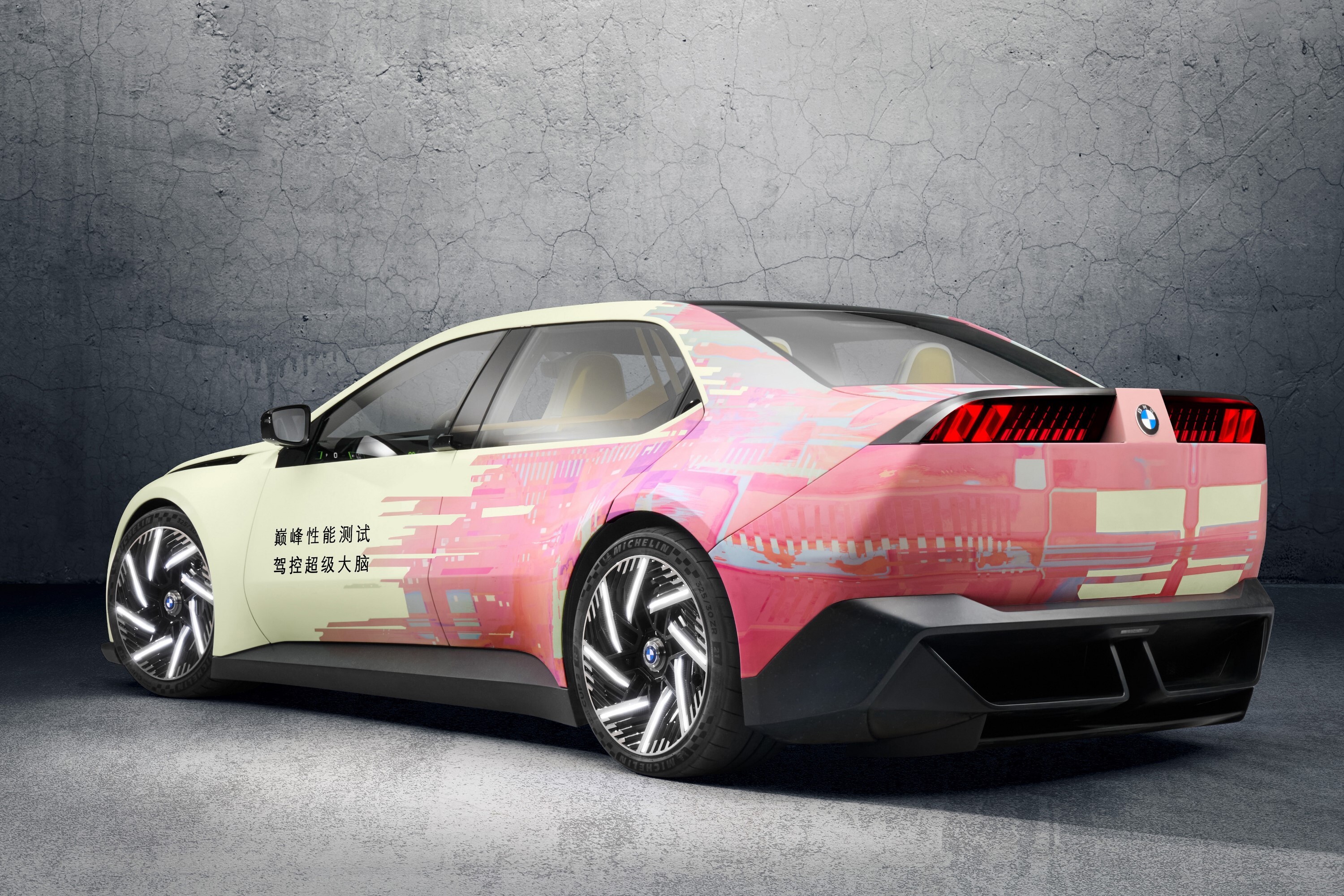 L'Argus - BMW Vision Driving Experience (2025). Le prototype de M3 ...