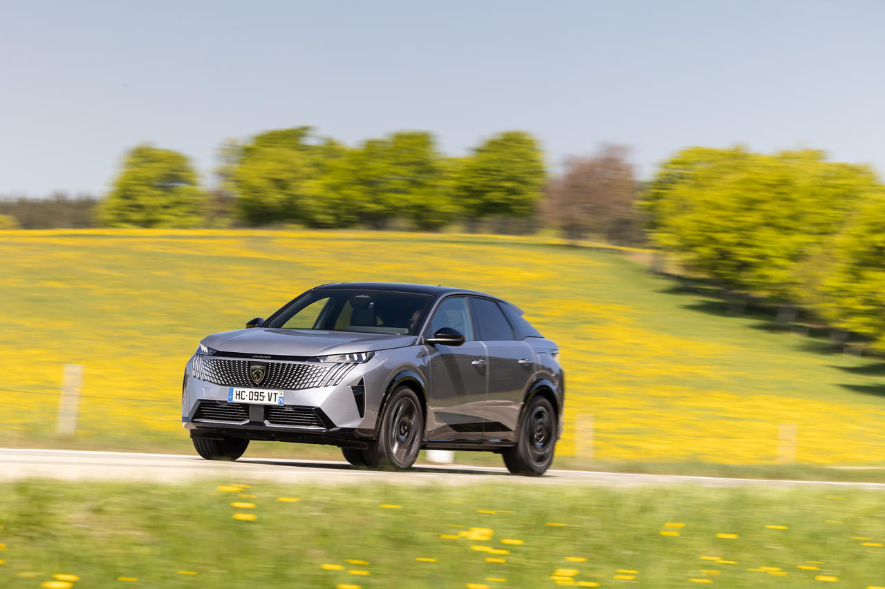 Essai Peugeot 3008 électrique Dual Motor (2025). Le plus dynamique de ...