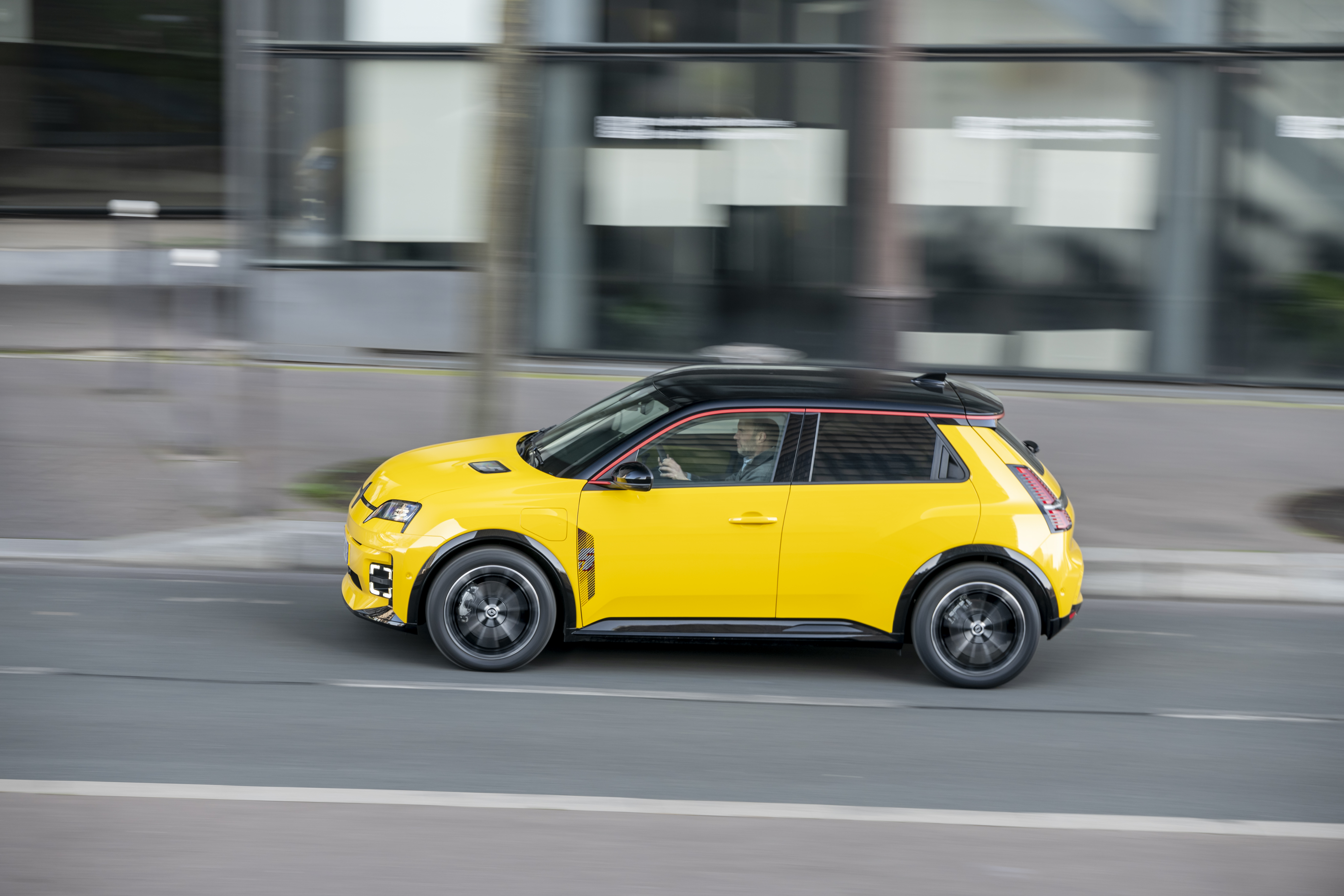 Guide d’achat Renault 5 : toutes les R5 électriques à l’essai, laquelle ...