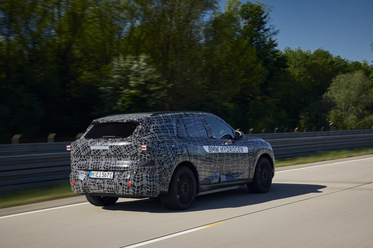 BMW X5 (2026). Le SUV de prochaine génération aura sa version iX5 ...
