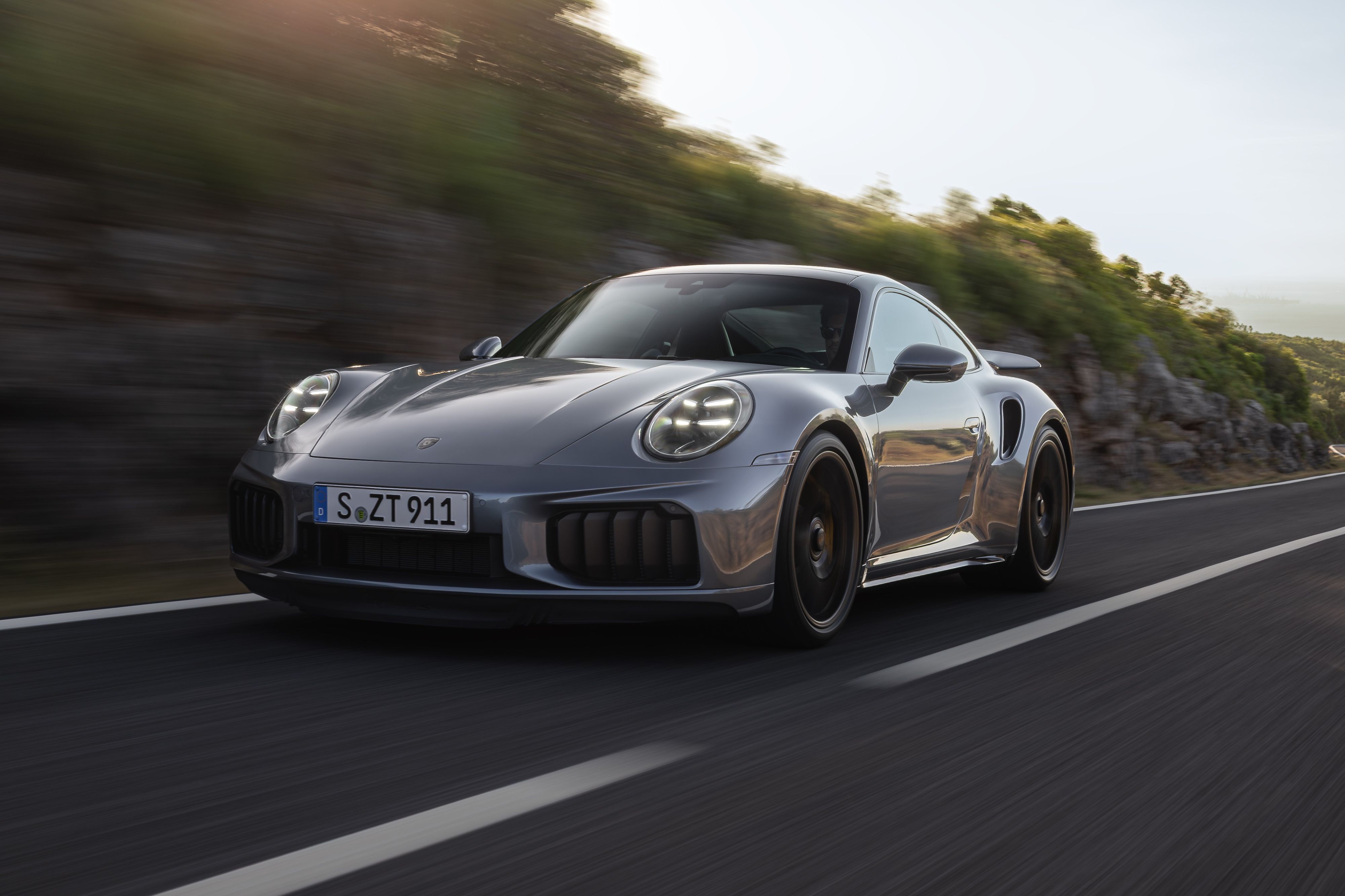 Porsche 911 Turbo S restylée (2025). Puissance record pour la nouvelle ...