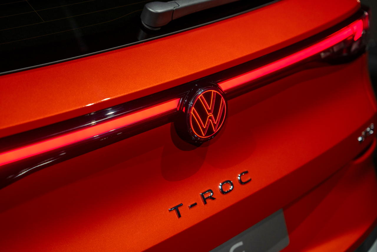 Prix Volkswagen T-Roc (2025). Le nouveau SUV hybride dévoile sa gamme ...