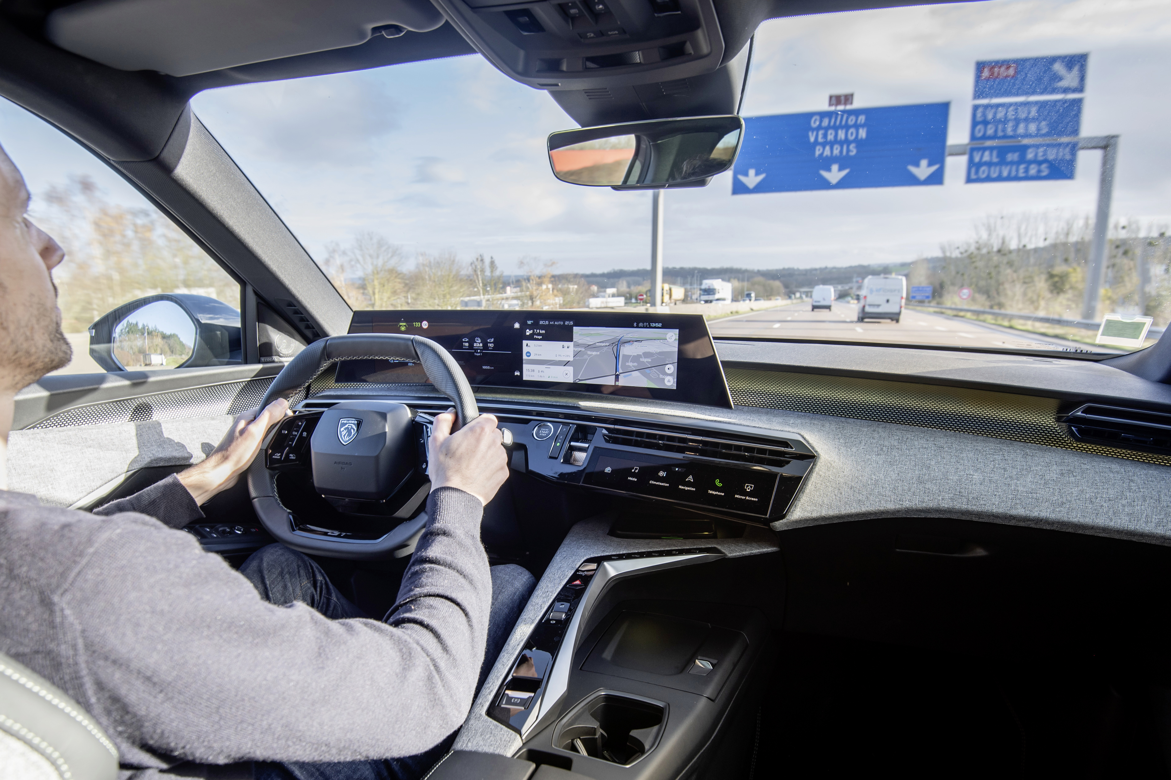Essai Peugeot 3008 Plug-in hybrid 195 : consommations et autonomie ...
