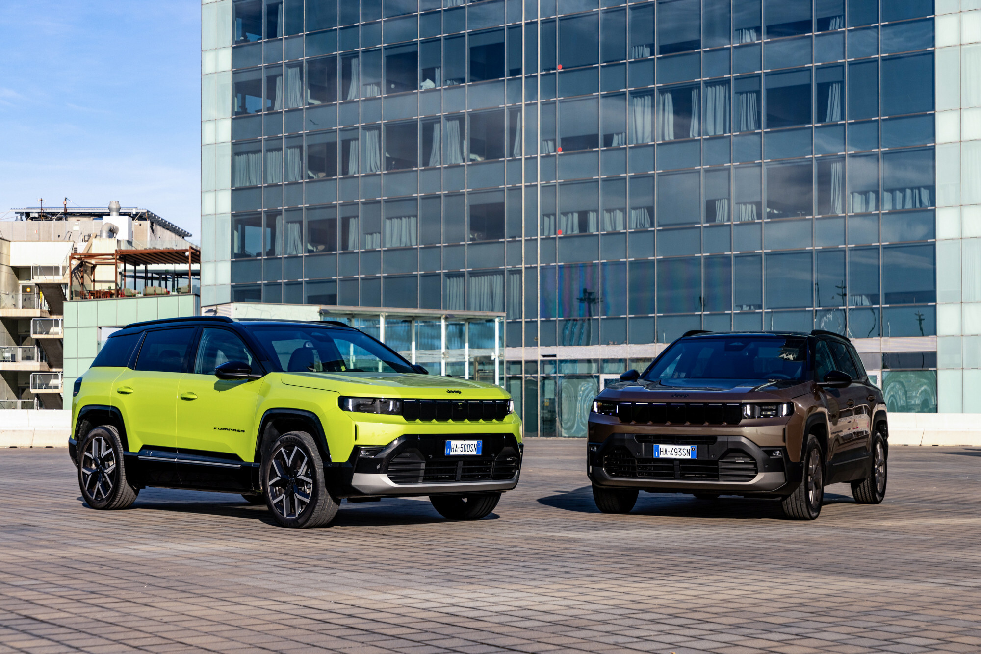 Essai Jeep Compass (2026). Que vaut le nouveau cousin du Peugeot 3008 ...