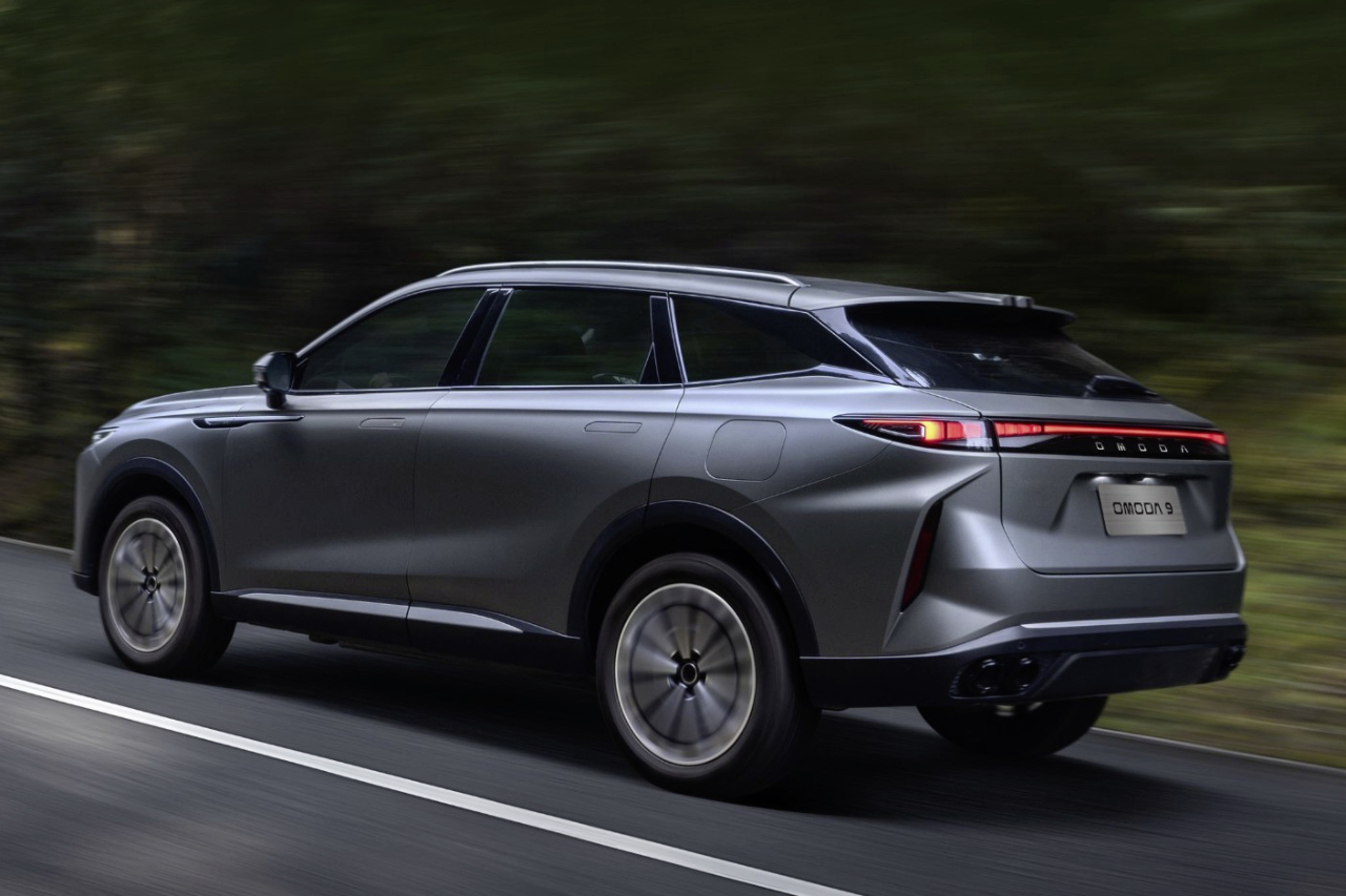 Omoda 7 et Omoda 9 (2026). Prix, gamme et équipements des SUV hybrides ...