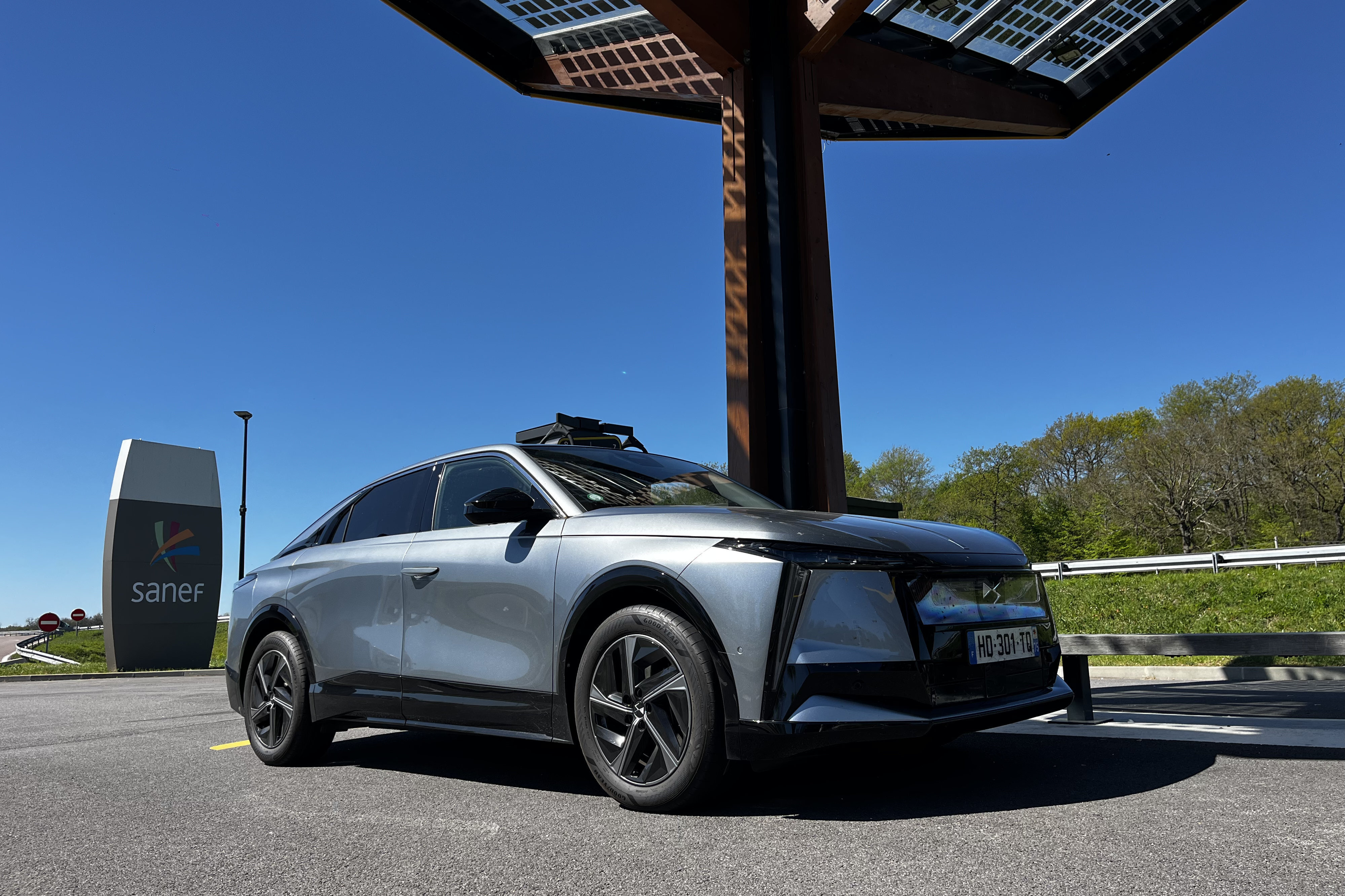 Essai DS N°8 Long Range : le SUV français bat (vraiment) des records d ...