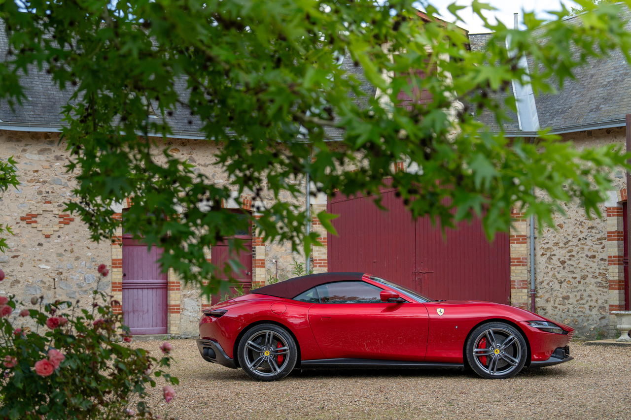 Essai Ferrari Roma Spider (2024). Vous avez succombé à son charme, nous ...