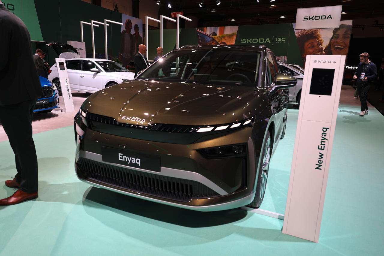 Prix Skoda Enyaq restylé (2025). Le SUV électrique en donne plus pour ...