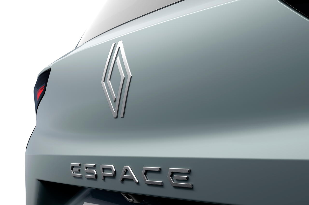 Prix Renault Espace (2025). Le SUV familal restylé, rival du Peugeot ...