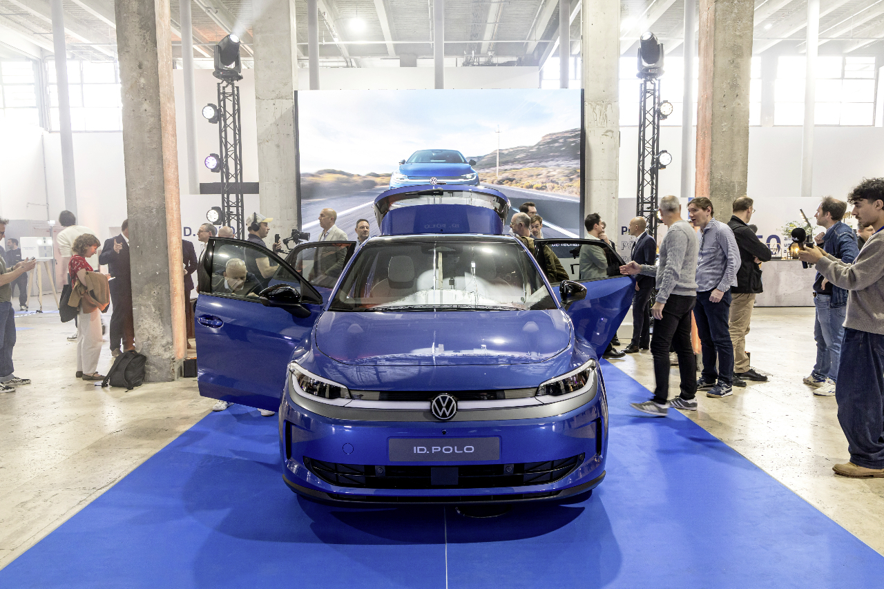 Photo 9 - Scoop Volkswagen ID.2 (2026). La citadine électrique roule ...