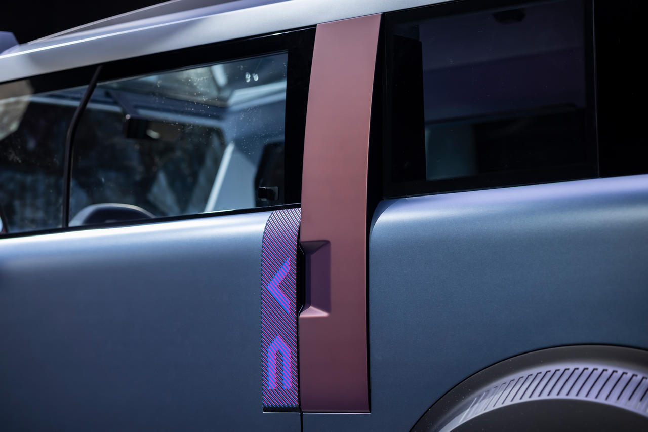 Dacia Hipster : le concept-car descend dans la rue pour rencontrer le ...
